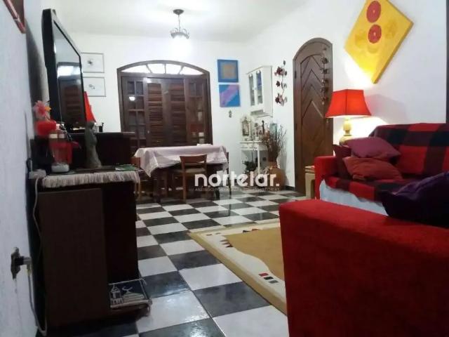 Casa / Sobrado para Venda em São Paulo/SP Tremembé 4 Quartos