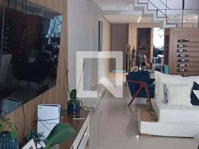 Casa / Sobrado para Venda em São Paulo/SP Tremembé 4 Quartos