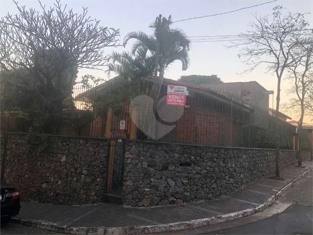 Casa / Sobrado para Venda em São Paulo/SP Tremembé 4 Quartos