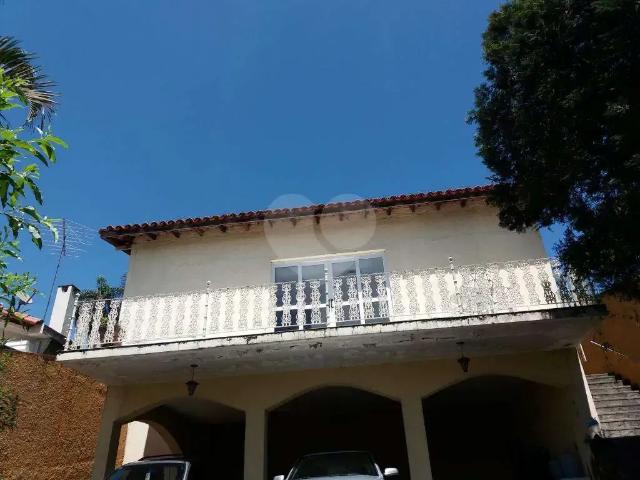 Casa / Sobrado para Venda em São Paulo/SP Tremembé 4 Quartos