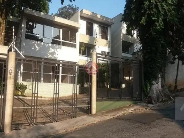Casa / Sobrado para Venda em São Paulo/SP Tremembé 4 Quartos