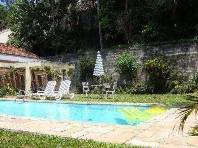 Casa / Sobrado para Venda em São Paulo/SP Tremembé 4 Quartos
