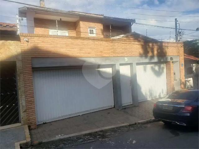 Casa / Sobrado para Venda em São Paulo/SP Tremembé 4 Quartos