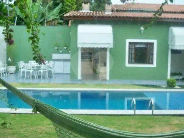 Casa / Sobrado para Venda em São Paulo/SP Tremembé 4 Quartos