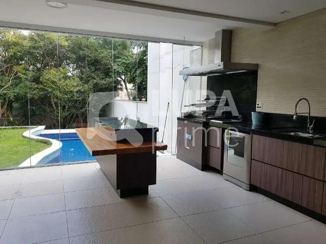 Casa / Sobrado para Venda em São Paulo/SP Tremembé 4 Quartos