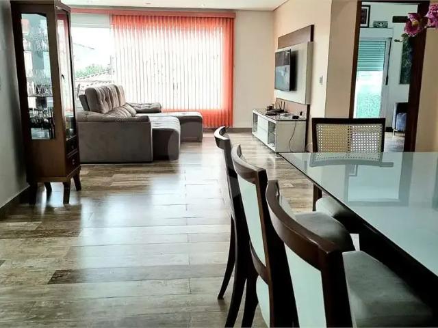 Casa / Sobrado para Venda em São Paulo/SP Tremembé 4 Quartos
