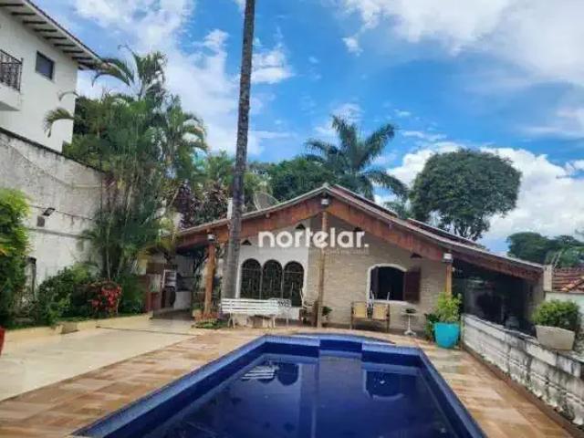 Casa / Sobrado para Venda em São Paulo/SP Tremembé 4 Quartos
