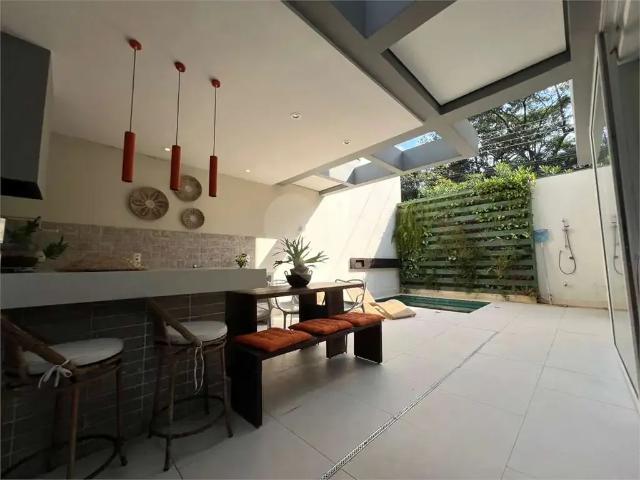 Casa / Sobrado para Venda em São Paulo/SP Tremembé 5 Quartos