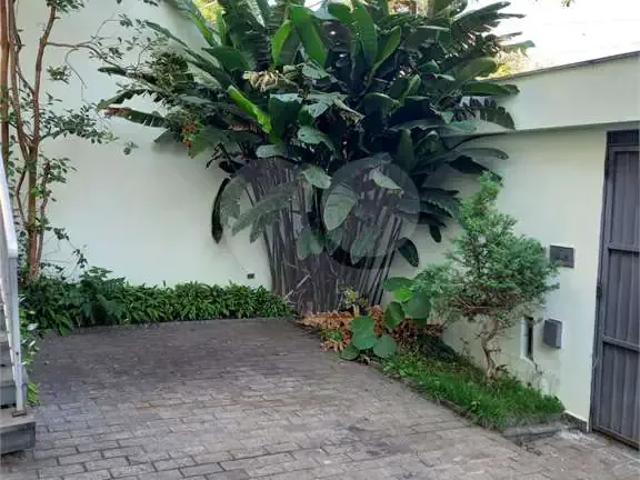 Casa / Sobrado para Venda em São Paulo/SP Tremembé 5 Quartos
