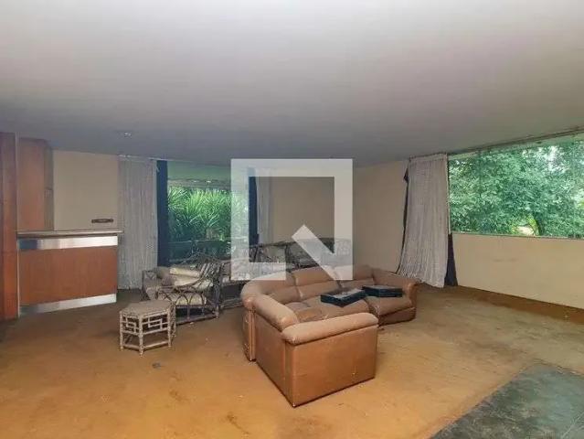 Casa / Sobrado para Venda em São Paulo/SP Tremembé 5 Quartos