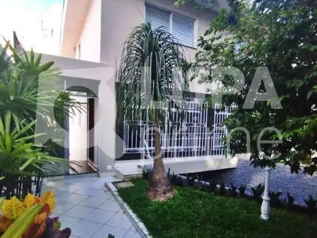 Casa / Sobrado para Venda em São Paulo/SP Tremembé 5 Quartos