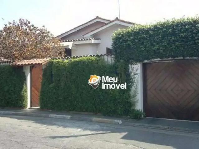 Casa / Sobrado para Venda em São Paulo/SP Tremembé 5 Quartos