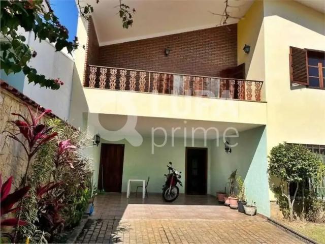 Casa / Sobrado para Venda em São Paulo/SP Tremembé 5 Quartos