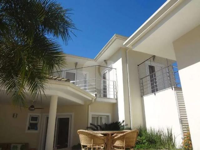 Casa / Sobrado para Venda em São Paulo/SP Tremembé 5 Quartos