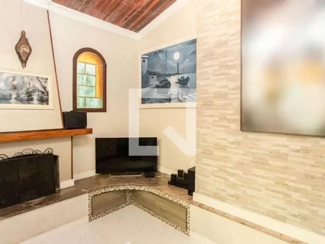 Casa / Sobrado para Venda em São Paulo/SP Tremembé 2 Quartos