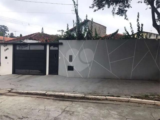 Casa / Sobrado para Venda em São Paulo/SP Tremembé 2 Quartos