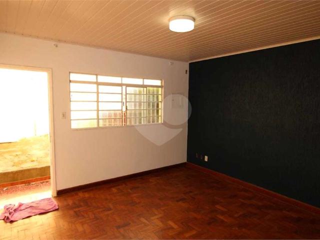 Casa / Sobrado para Venda em São Paulo/SP Tremembé 2 Quartos