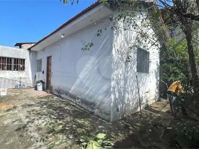 Casa / Sobrado para Venda em São Paulo/SP Tremembé 2 Quartos
