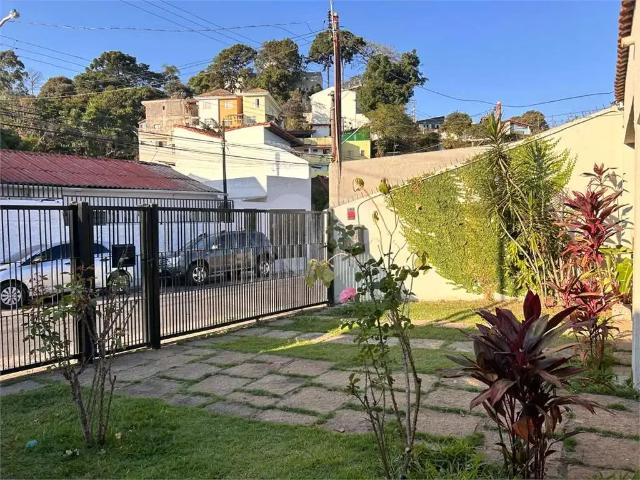 Casa / Sobrado para Venda em São Paulo/SP Tremembé 3 Quartos