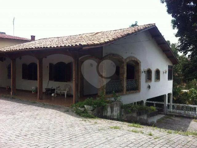 Casa / Sobrado para Venda em São Paulo/SP Tremembé 3 Quartos