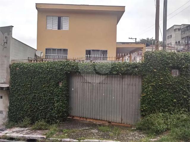 Casa / Sobrado para Venda em São Paulo/SP Tremembé 3 Quartos