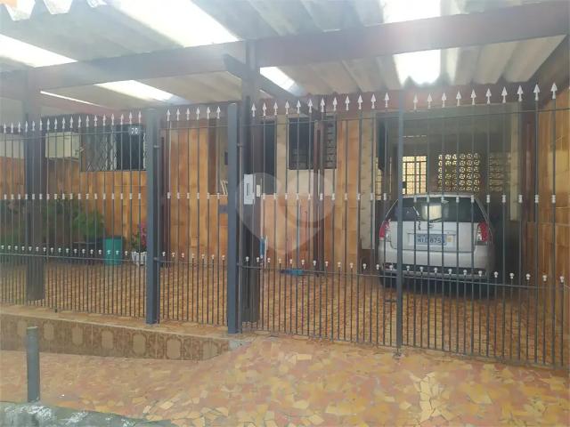 Casa / Sobrado para Venda em São Paulo/SP Tremembé 3 Quartos