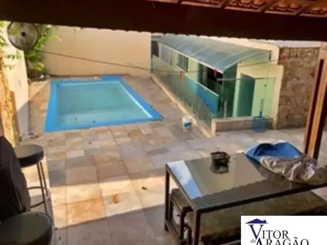 Casa / Sobrado para Venda em São Paulo/SP Tremembé 3 Quartos