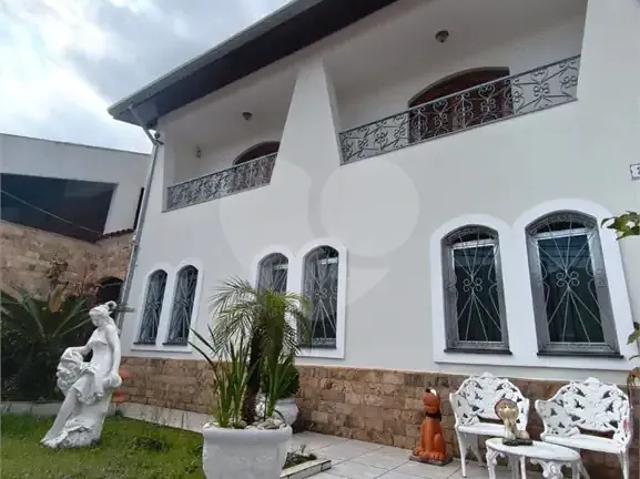 Casa / Sobrado para Venda em São Paulo/SP Tremembé 3 Quartos