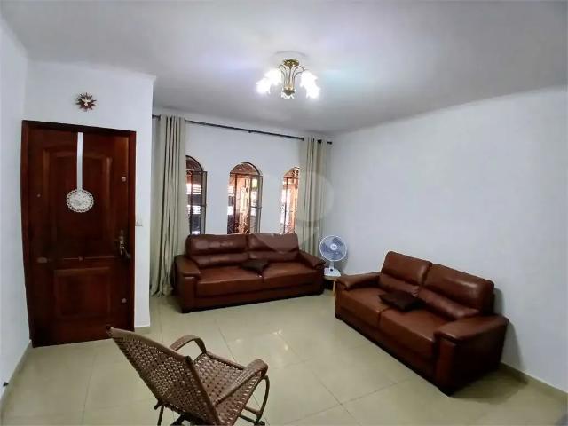 Casa / Sobrado para Venda em São Paulo/SP Tremembé 3 Quartos