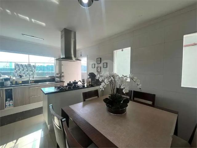 Casa / Sobrado para Venda em São Paulo/SP Tremembé 3 Quartos