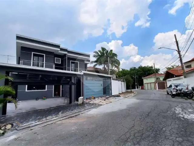 Casa / Sobrado para Venda em São Paulo/SP Tremembé 3 Quartos
