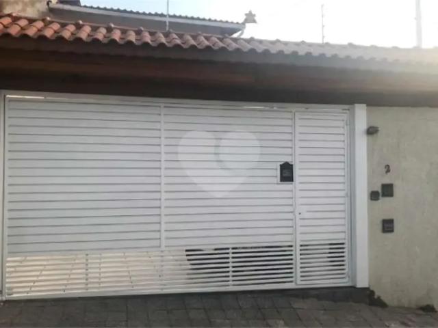 Casa / Sobrado para Venda em São Paulo/SP Tremembé 3 Quartos