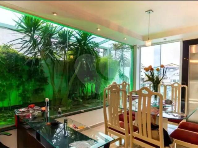 Casa / Sobrado para Venda em São Paulo/SP Tremembé 3 Quartos