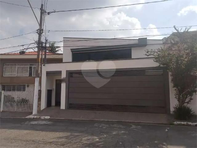 Casa / Sobrado para Venda em São Paulo/SP Tremembé 3 Quartos