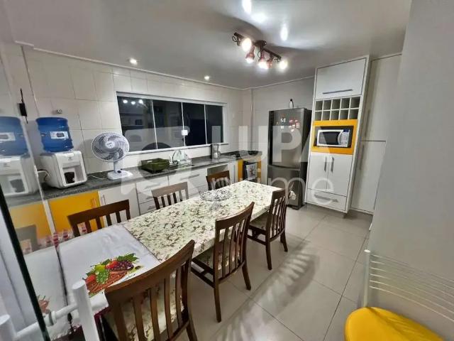 Casa / Sobrado para Venda em São Paulo/SP Tremembé 3 Quartos