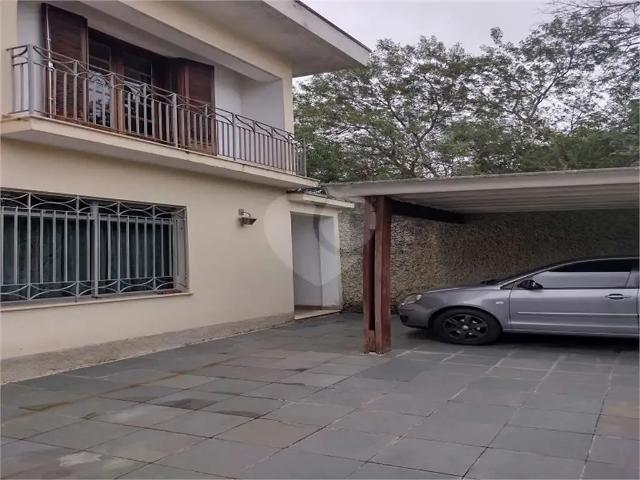 Casa / Sobrado para Venda em São Paulo/SP Tremembé 3 Quartos