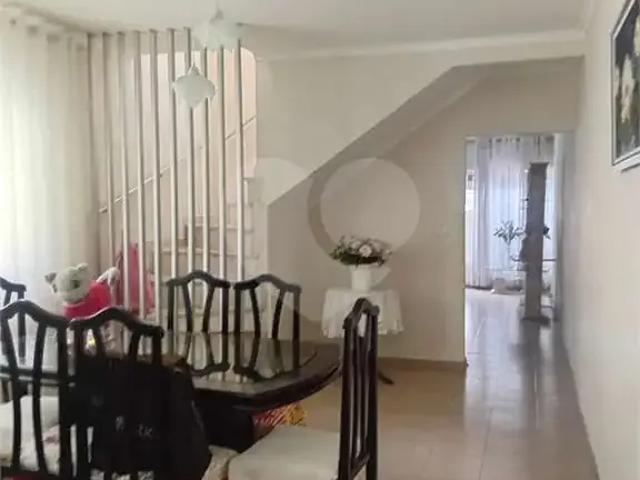 Casa / Sobrado para Venda em São Paulo/SP Tremembé 3 Quartos