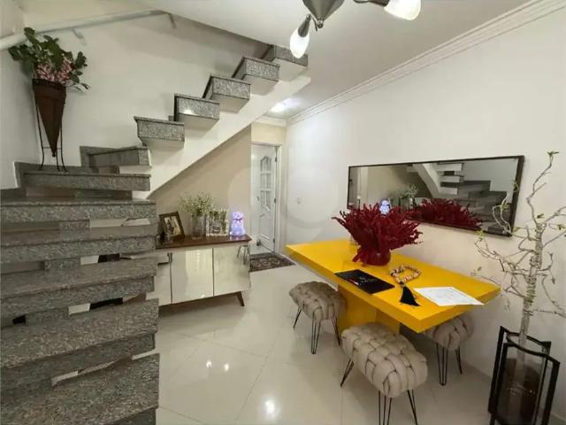 Casa / Sobrado para Venda em São Paulo/SP Tremembé 3 Quartos