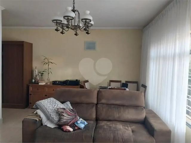 Casa / Sobrado para Venda em São Paulo/SP Tremembé 3 Quartos