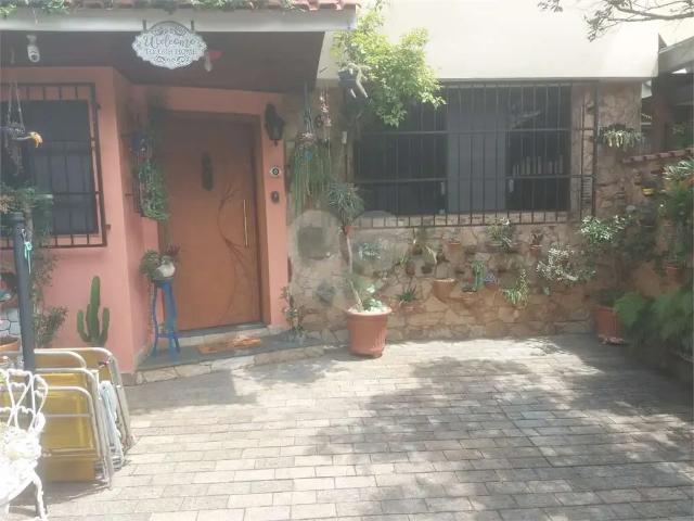 Casa / Sobrado para Venda em São Paulo/SP Tremembé 3 Quartos