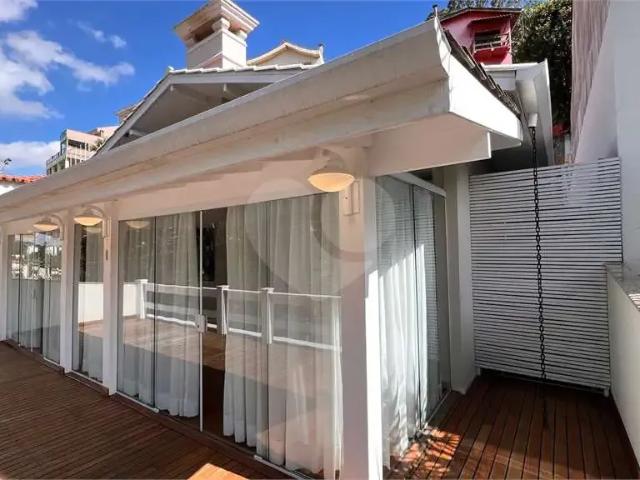 Casa / Sobrado para Venda em São Paulo/SP Tremembé 3 Quartos