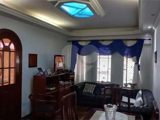 Casa / Sobrado para Venda em São Paulo/SP Tremembé 3 Quartos