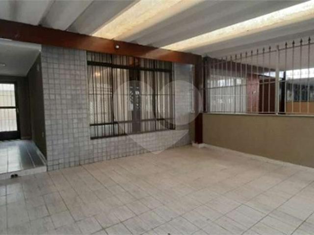 Casa / Sobrado para Venda em São Paulo/SP Tremembé 3 Quartos
