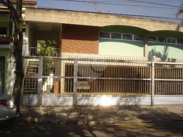 Casa / Sobrado para Venda em São Paulo/SP Tremembé 3 Quartos