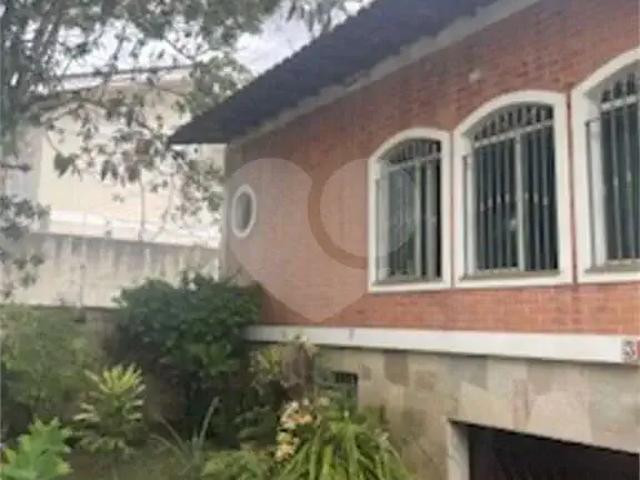 Casa / Sobrado para Venda em São Paulo/SP Tremembé 3 Quartos