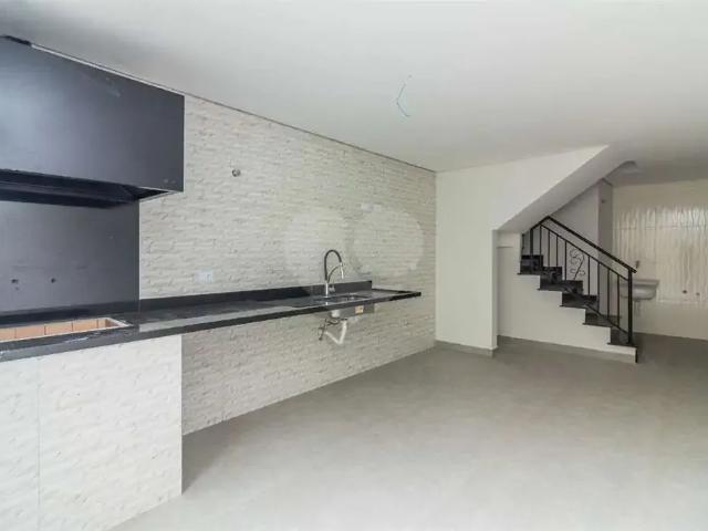 Casa / Sobrado para Venda em São Paulo/SP Tremembé 3 Quartos