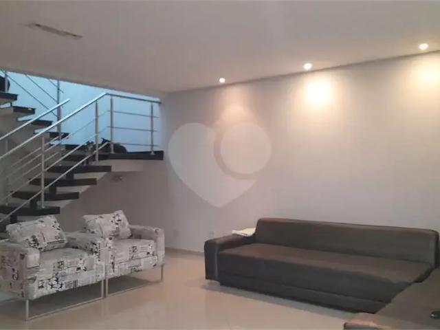 Casa / Sobrado para Venda em São Paulo/SP Tremembé 3 Quartos