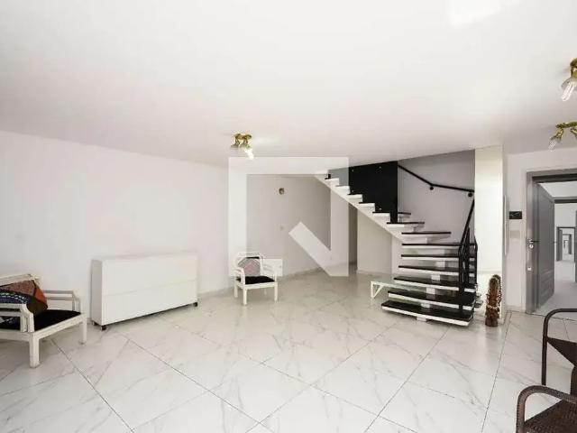 Casa / Sobrado para Venda em São Paulo/SP Vila Madalena 3 Quartos