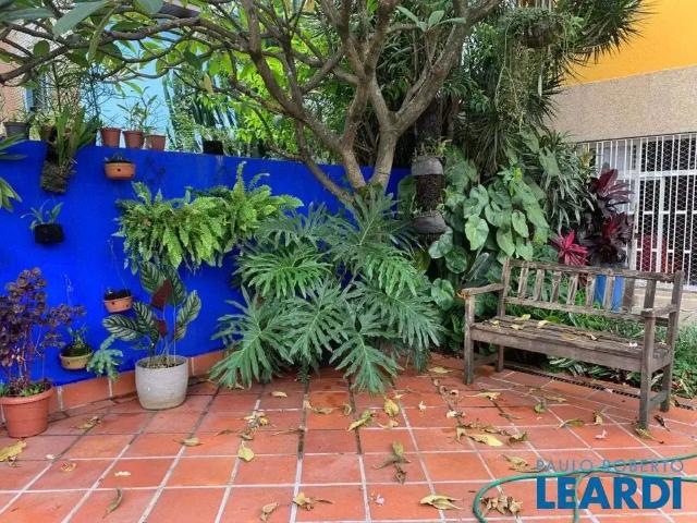 Casa / Sobrado para Venda em São Paulo/SP Vila Madalena 3 Quartos