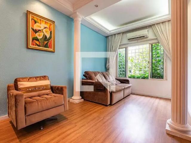 Casa / Sobrado para Venda em São Paulo/SP Vila Madalena 3 Quartos